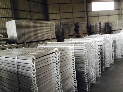 China Pre - galvanized Metal Catwalk  for construction width 210 - 500mm for sale