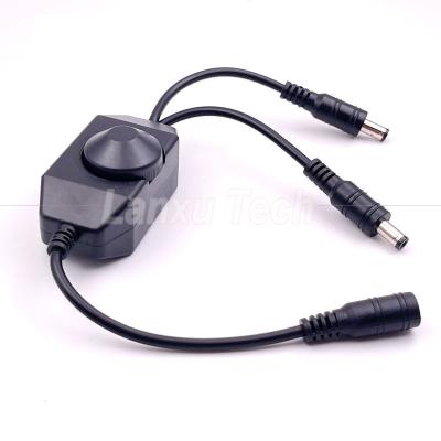 中国 12v 1 女性からスプリッタ 2 男性 DC 電源オンオフ 回転スイッチコントローラ LEDディマー 販売のため