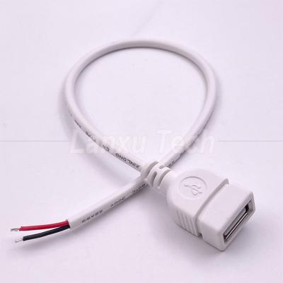 Cina 5V USB bianco femminile per aprire fili nudi cavo di fine coda per striscia LED in vendita