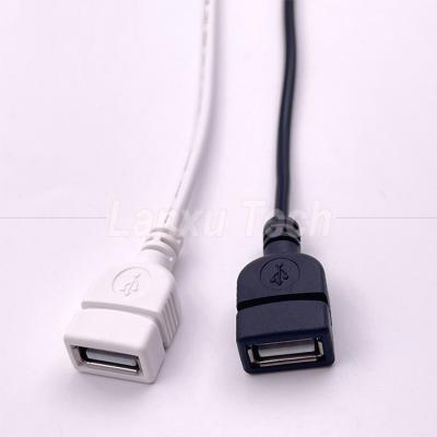 Cina 5V USB bianco femminile per aprire fili nudi cavo di fine coda per striscia LED in vendita
