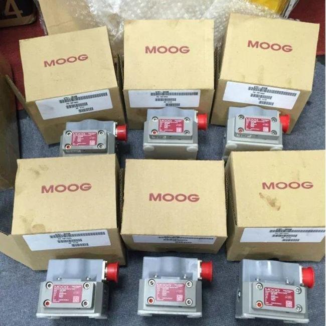 MOOG D661 Series Servo Proportional Valve