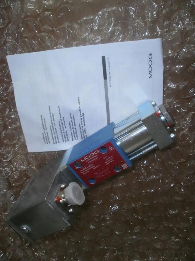 MOOG D634 Series Servo Proportional Valve