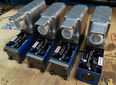 China Válvula hidráulica Rexroth fabricada en Alemania con material de hierro fundido e instalación roscada para control direccional proporcional en venta