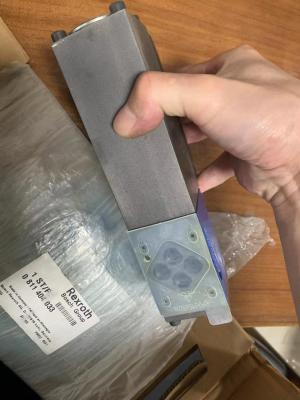 China 4WRZ10E3-85-70/6EG24N9K4/D3M
4WRZ10E3-85-70/6EG24N9EK4/D3M
4WRZ10E3-85-70/6EG24N9ETK4/M
4WRZ10E3-85-70/6EG24N9ETK4/D3M
4WRZ10W6-50-70/6EG24N9TK4/D3M Rexroth proportional electro-hydraulic valve German for sale