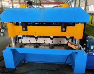 China Rolo trapezoidalmente da folha do telhado do ferro 0.3-0.8mm que forma o painel do metal da máquina que faz a máquina à venda