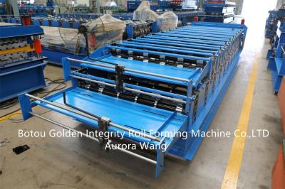Cina Le mattonelle del pannello dello strato del piatto di tetto della piattaforma di doppio strato rotolano la formazione facendo il rotolo del macchinario che forma la macchina in vendita