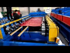 Macchine per versare pannelli metallici