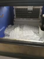 China 36Kg Ice Machine Cube Maker Home Small Ice Making Machine for sale