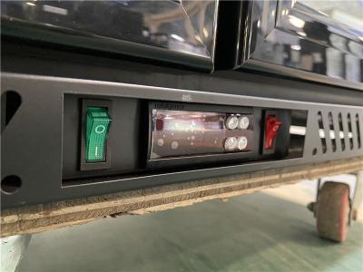 Cina Porta di vetro trasparente tripla sotto il dispositivo di raffreddamento della birra di Antivari con volume 300L in vendita