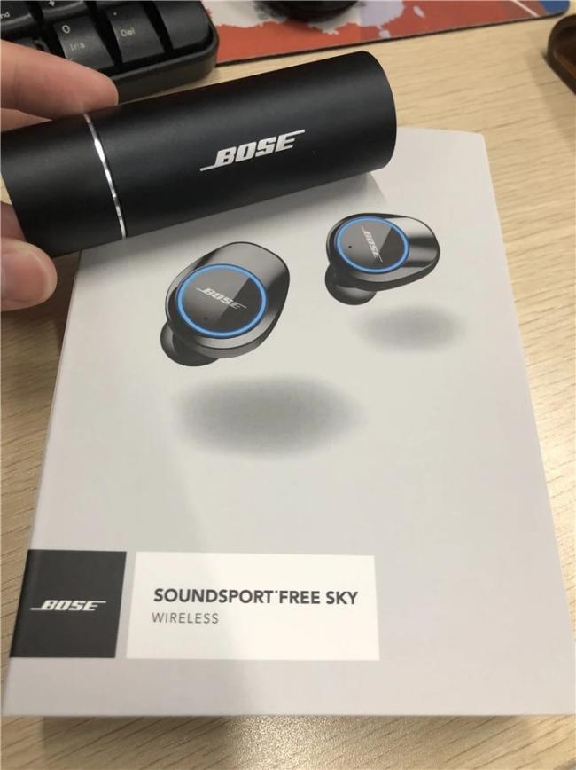 Soundsport Free Wireless Bluetooth Headphones Earbuds Earphones in-Ear Headphone