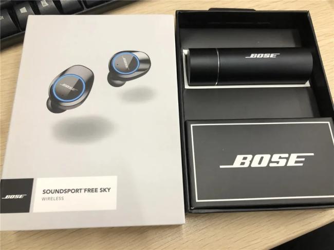 Soundsport Free Wireless Bluetooth Headphones Earbuds Earphones in-Ear Headphone