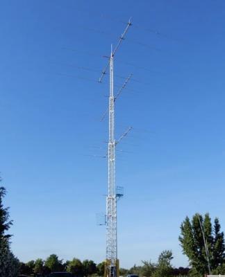 Cina Torre telescopica di 30 m torre cellulare portatile torre di acciaio di 100 piedi torre mobile in vendita
