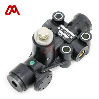 China Válvula de nivelamento do piso IZUMI ISUZU FORWARD Original 1-52130-089-0 à venda