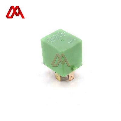 China 24V Headlight Relay For ISUZU ELF 4HK1 FRR90, 5-Pin  Part No. 8-97262-933-0 for sale