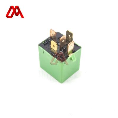 China 24V Headlight Relay For ISUZU ELF 4HK1 FRR90, 5-Pin  Part No. 8-97262-933-0 for sale