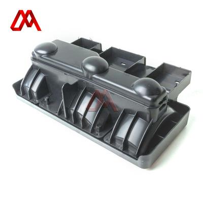 China Luz de Freio Esquerda para ISUZU ELF com Tampa Traseira IZUMI OEM Substituição Sem Vazamentos 8-97213-352-0 8972133520 à venda