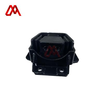 China Rear Engine Mounting Cushion Rubber Isuzu truck Engine Parts 8-98013022-1 8980130221 for JAPAN ISUZU FVZ34 for sale