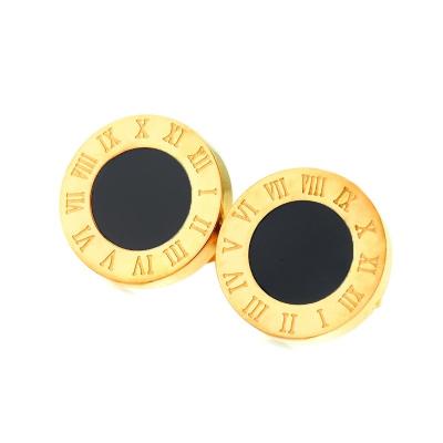 China el oro del acero inoxidable de 10m m plateó el pendiente del perno prisionero del número árabe para las mujeres en venta