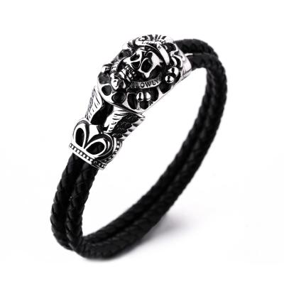 China Pulsera magnética del corchete del cráneo del acero inoxidable del hombre de cuero de la pulsera del hombre en venta