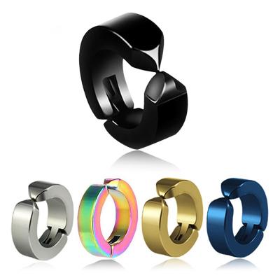 China Pendientes falsos de los pendientes no piercing del clip del oído para el estilo redondo del punk rock de la joyería de la moda del pendiente del círculo de los hombres en venta