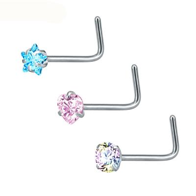 China Perno prisionero l nariz piercing Rngs de la joyería de la nariz cristalina del diamante artificial del acero inoxidable de la forma y pernos prisioneros de la nariz del corazón en venta