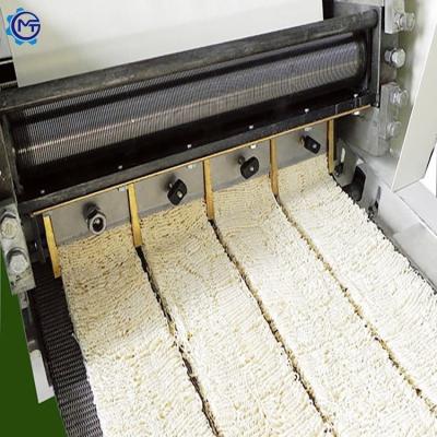 Cina linea di produzione delle tagliatelle istantanee tagliatella di riso istantanea automatica che fa macchina in vendita