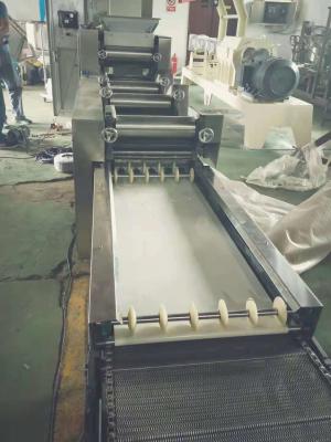 Cina Linea di produzione degli spuntini della tagliatella istantanea del diametro 3.0MM 10000pcs/8h in vendita