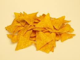 Cina Macchine per la produzione di Doritos di grande capacità Macchina per la produzione di patatine fritte Doritos automatiche in vendita