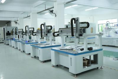 China Máquina de soldadura por láser automática de plataforma de cuatro ejes con batería de litio en venta