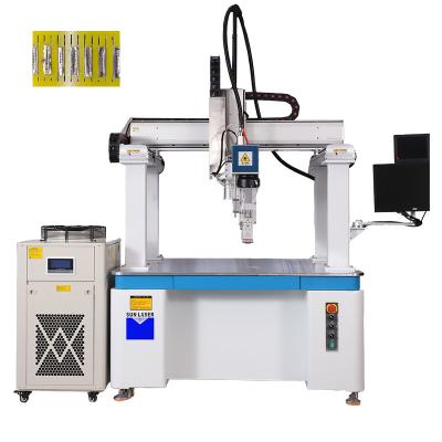 Cina 4000W Precision Automatic Fiber Laser Welding Machine for Soft Pack Battery Max. Potenza di uscita 4000W 1600mm*1400mm*2000mm in vendita