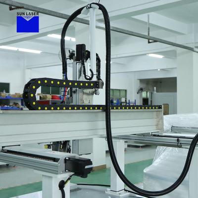 Cina Macchina di saldatura laser con batterie al litio prismatiche in alluminio e nichel con 10-100% di regolazione della potenza del laser in vendita