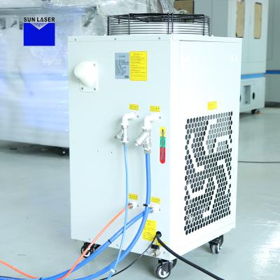 China Máquina de soldadura por láser con batería de iones de litio de aluminio prismático con modo de soldadura CW/PWM en venta