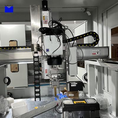 China Equipamento de soldagem a laser de bateria de pacote macio Compativel com células de bateria cilíndricas/quadradas Máximo. Potência de saída 6000W à venda