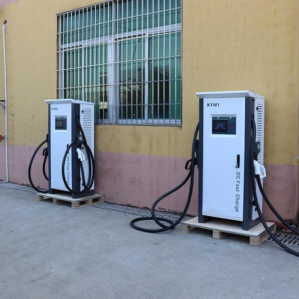 Quality Commercial OCPP CCS 120KW DC EV Charger Electric Vehicle Charging Station 2 Guns for sale