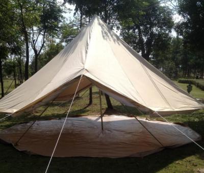 China White Outdoor Canvas Tent / Waterproof Teepee Bell Tent For Family Anti-UV for sale