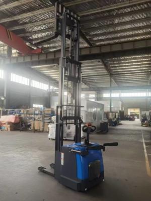 China Electric Stacker 2 Ton Walking Forklift with 5 Meters Lift Height and 24V/120Ah Battery for sale