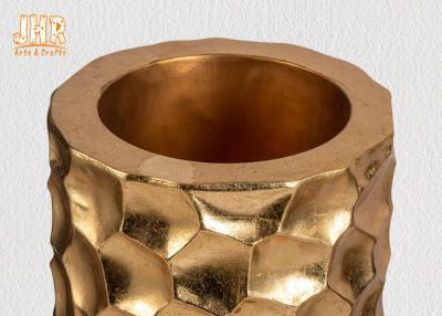 Cina Rivestimento della foglia di oro dei vasi da fiori della vetroresina del cilindro di progettazione del lampone due dimensioni in vendita