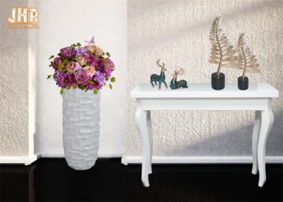 Cina Un bianco lucido di 3 di dimensioni del modello piantatrici decorative geometriche uniche della vetroresina in vendita