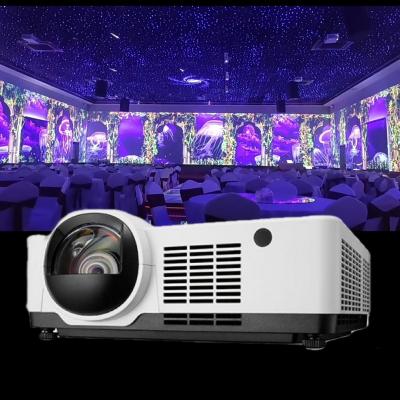 Cina 6000 lumen WUXGA 3LCD Laser Short Throw Projector per un'esperienza di proiezione immersiva in vendita