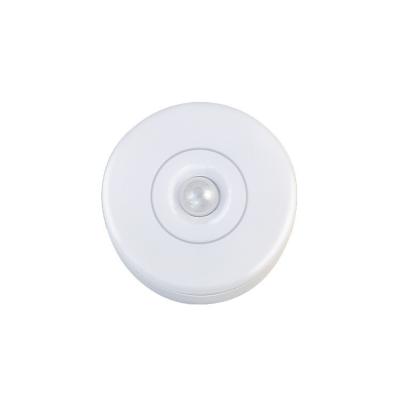 Cina Modern Soft Warm White Bedroom PIR Sensor Night Light Cordless 5V Rechargeable Sensor Light Motion Sensitive LED Night Light in vendita