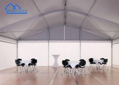 Cina Tenda di marchio personalizzata in esterno bianca bella tenda di nozze Arcum in vendita