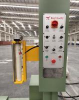 China Blue Automatic Pallet Wrapper Machine 1500kg 380V PLC Control Stretch Film Wrapping for sale
