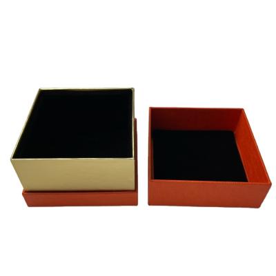 China 400g 450g Recycled Custom Luxury Gift Boxes Glossy Lamination Printing for sale