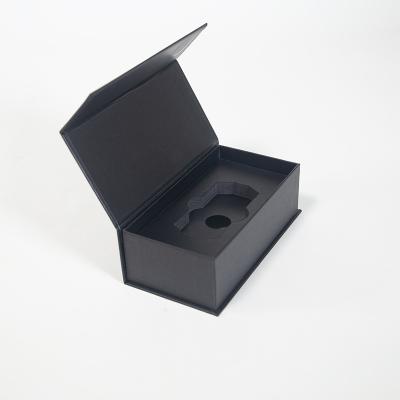 中国 ギフトボックスカスタマイズされたブック吸収鉄フリップカバーギフトボックス自動車用品段ボール箱カラー印刷ラミネート 販売のため