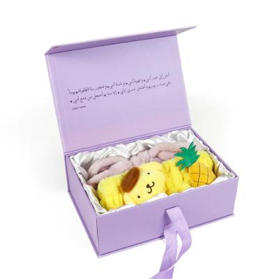 China Universal Clothing T-shirt Shirt hat skirt Dress suit Packing box Custom paper gift packing box for sale