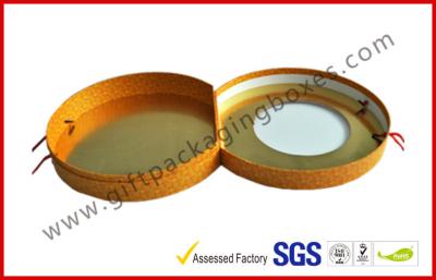 Cina Contenitori di regalo di lusso della finestra trasparente di carta rotonda con materiale da imballaggio dorato in vendita