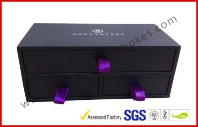 Embossed Stylish Jewelry Apparel Gift Boxes , Rigid Gift Boxes with Lids
