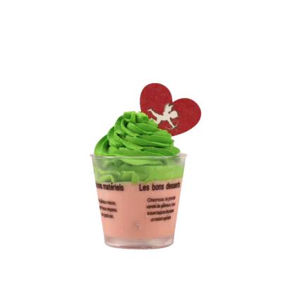 중국 규격에 맞게 자르는 행복한 발렌타인 큐핏 식용 훈장 웨이퍼 케이크 상품 빨간 심장 모양 판매용