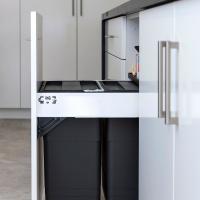 China White Flat Lacquer Kitchen Cabinet Small Modular Design Modern 18mm HMR Core for sale