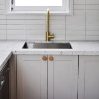 China Wholesale Matte Lacquer Shaker Kitchen Cabinets 18mm MDF Custom Sizes for sale
